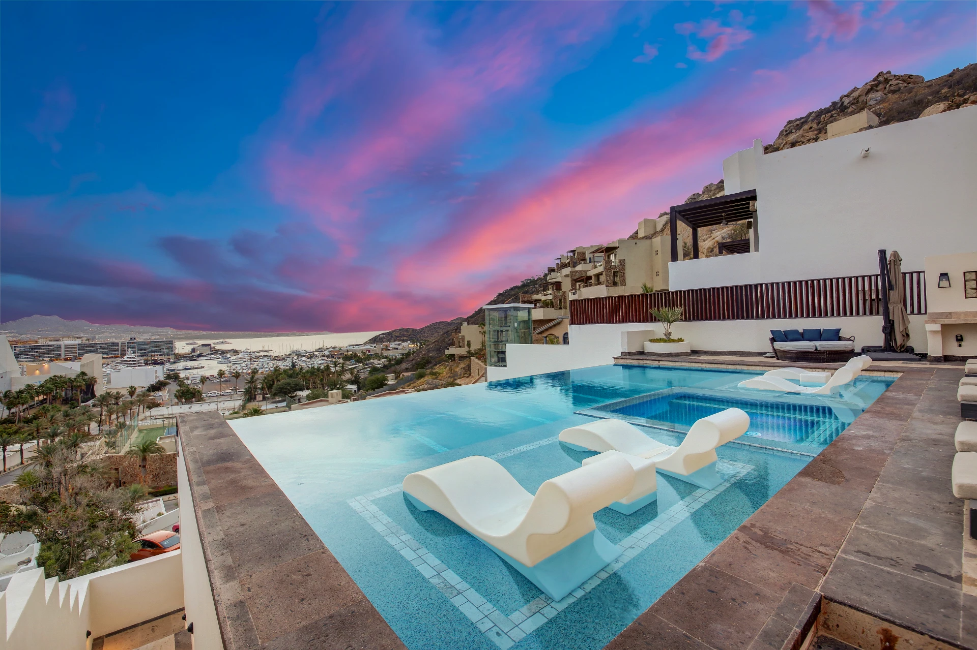 VVI Estate - Anneta Realty Group